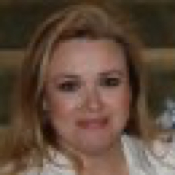 Mythrifteddesignercloset's Closet (@maria_renner) | Poshmark